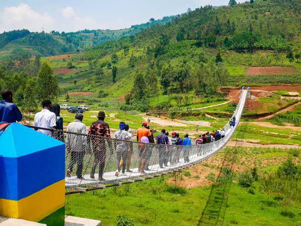 The simplicity of a hybrid bridge solution - Bridge Design ...